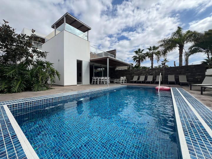 Luxury Villa In Bahia Del Duque By Altamarhomes - Los Cristianos