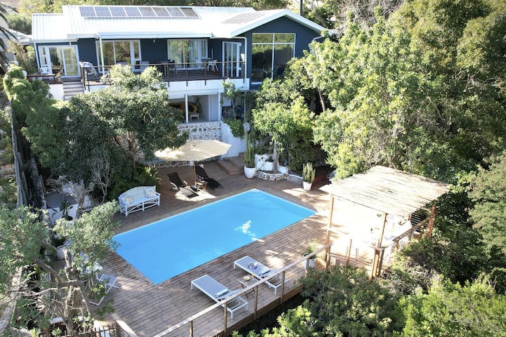 Tropical Paradise In The Heart Of Camps Bay - Cape Town