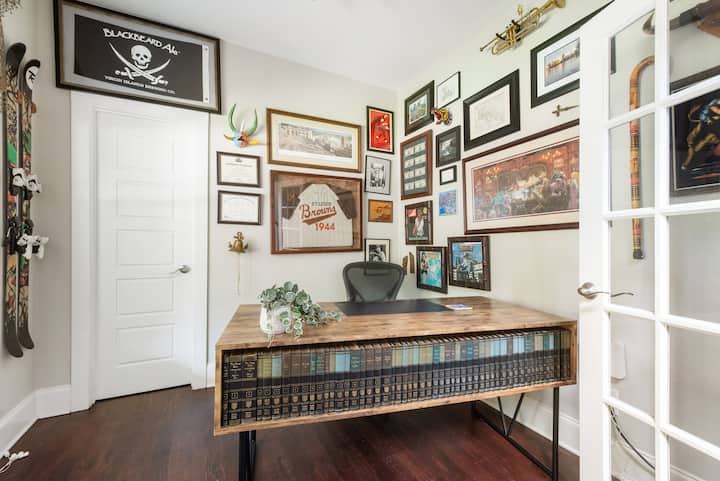 Stay A'wylie - Modern Designer Space, Retro Charm - Atlanta, GA