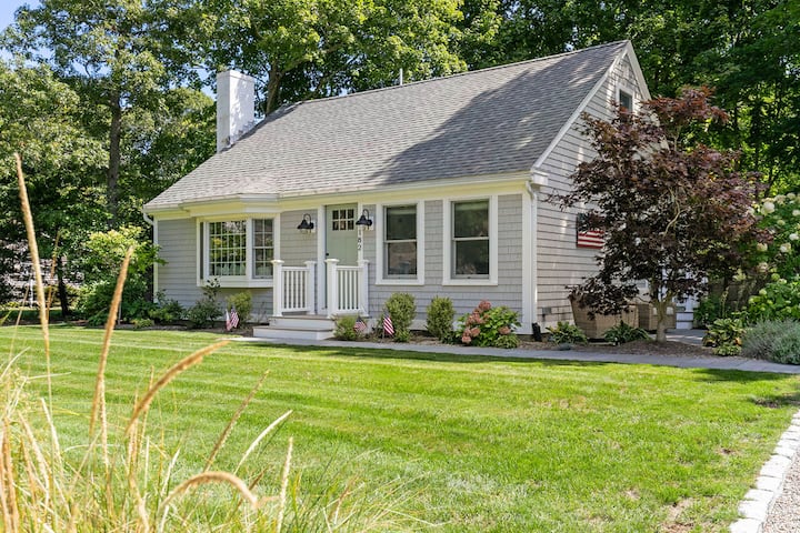 Newly Renovated Cape, Walk To Osterville - Barnstable, MA