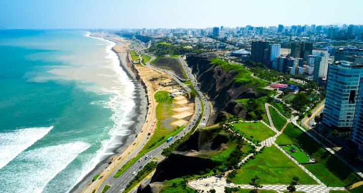 San Isidro Apartment View, Pool, Grill & Squash - Lima