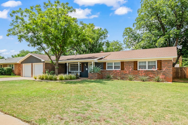 The Gathering Place~spacious & Pristine~king Bed! - Lubbock, TX