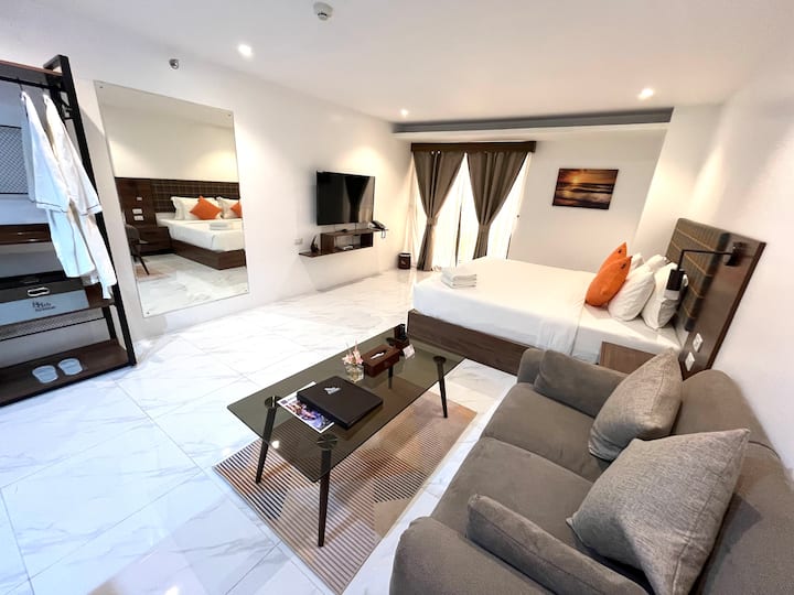 88th Avenue Modern Studio 37 Sqm 5mins To It Park - Cebu City