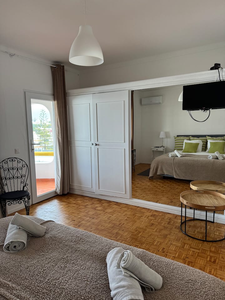 Family Bedroom Ensuite In Carvoeiro Villa - Carvoeiro