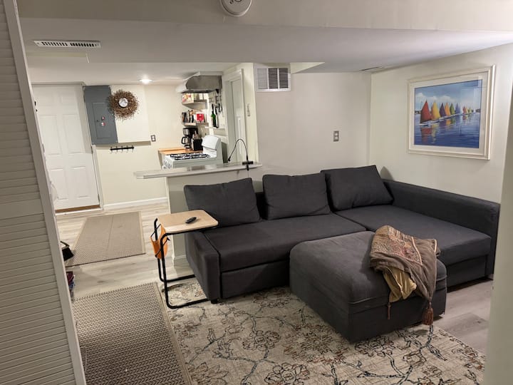 1 B/r Apt-full Kitch-private Entrance - Hampden - Baltimore, MD