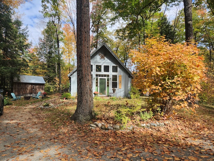 Wildewoods Cabin | Gas Fireplace, Yard + Gardens - New Hampshire