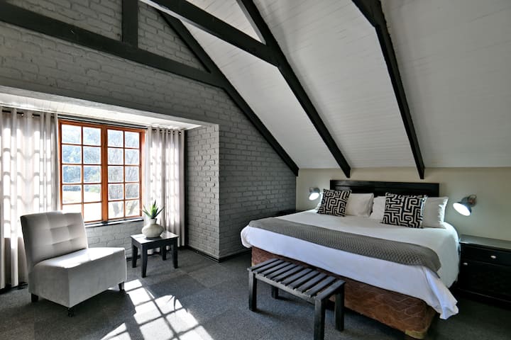 Country Chalet - Dullstroom