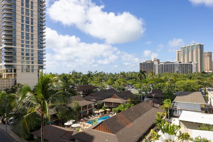 Regency Waikiki City View 2b/1b *November Special* - Honolulu, HI