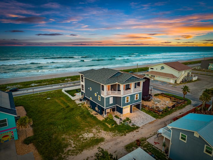 Beautiful Oceanfront Home - Flagler Beach, FL