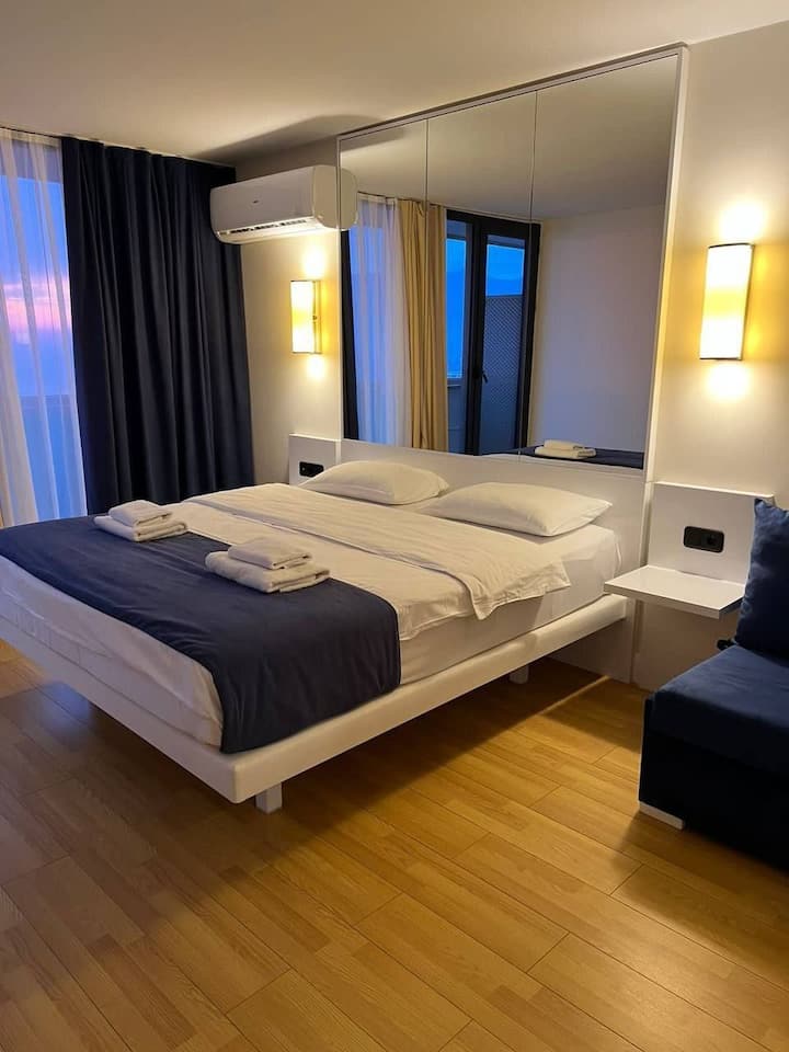 Орби Сити Апарт Блок С - Batumi