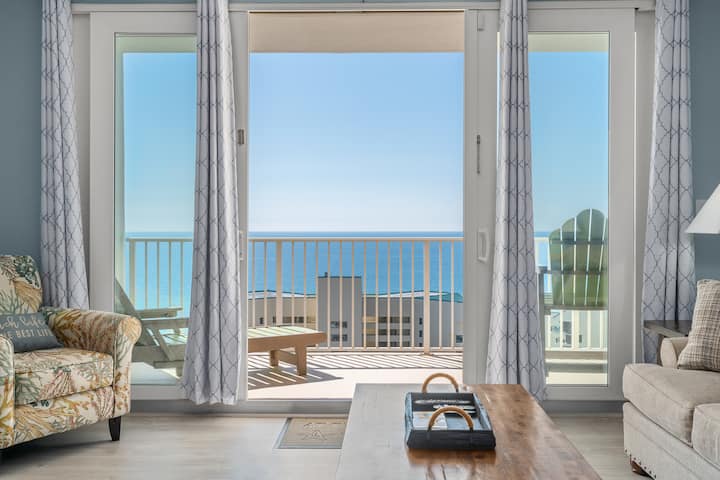 Beautiful Gulf View 16th Floor 5 Pools Pickleball - Florida