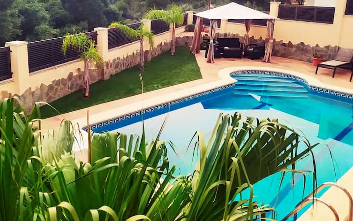 Chalet Avec Vue Panoramique Et Piscine Privée - Comarruga