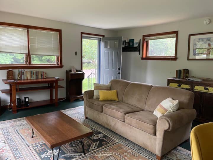 Writer's Cottage | Charming Home Walk To Downtown - Bayfield, WI