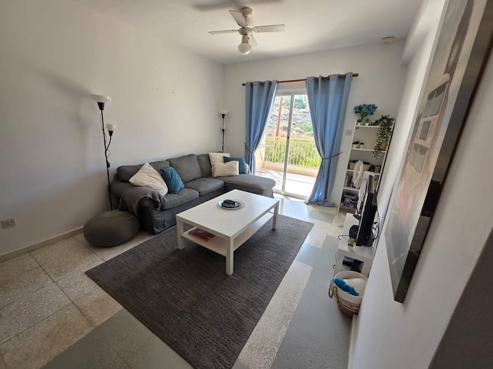 Regina Gardens 1bds Chloraka Apartment - Paphos