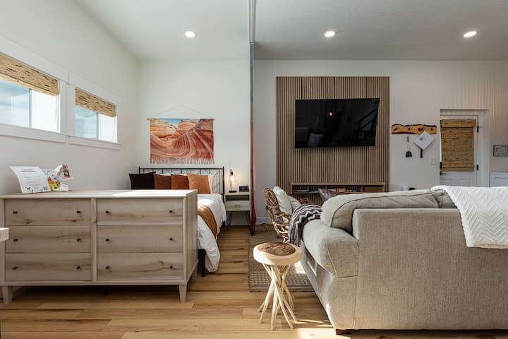 New Studio-kitchen, Washer/dryer, Fire Pit & Views - Kanab, UT