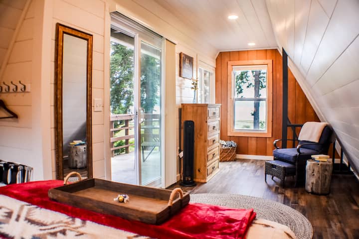 Camp Duckabush: Scenic Hood Canal A-frame, Wifi - Dosewallips State Park, Brinnon