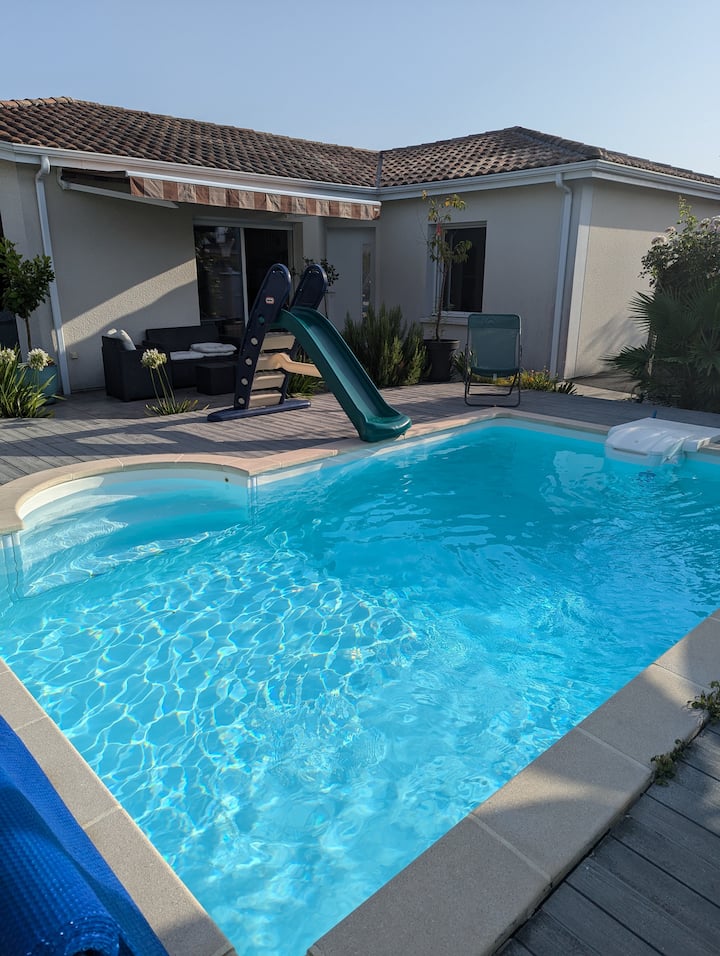 Magnifique Maison Au Calme Avec Piscine - Gironde
