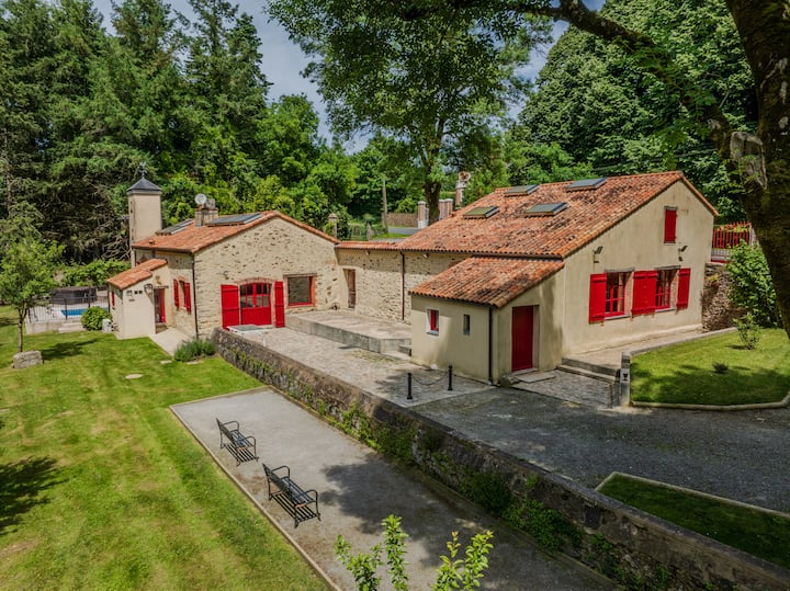 Gite Entier Au Calme Spa & Piscine - 3* - Legé