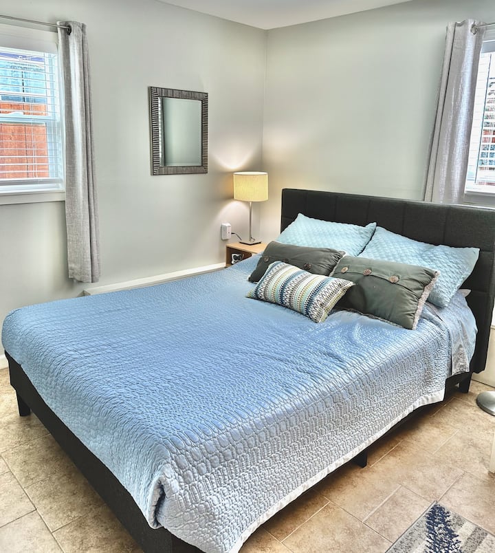 North Berkeley Cottage: Fast Wifi, Quiet, Walkable - Berkeley, CA