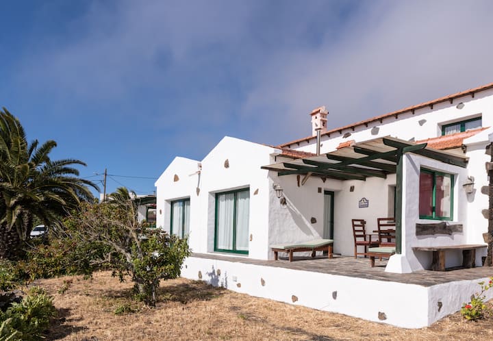 Casa Abuelo Buenaventura - El Hierro