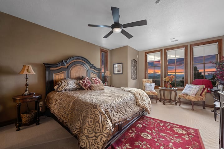 Exclusive French Countryside Retreat On 10 Acres - Castle Rock, CO