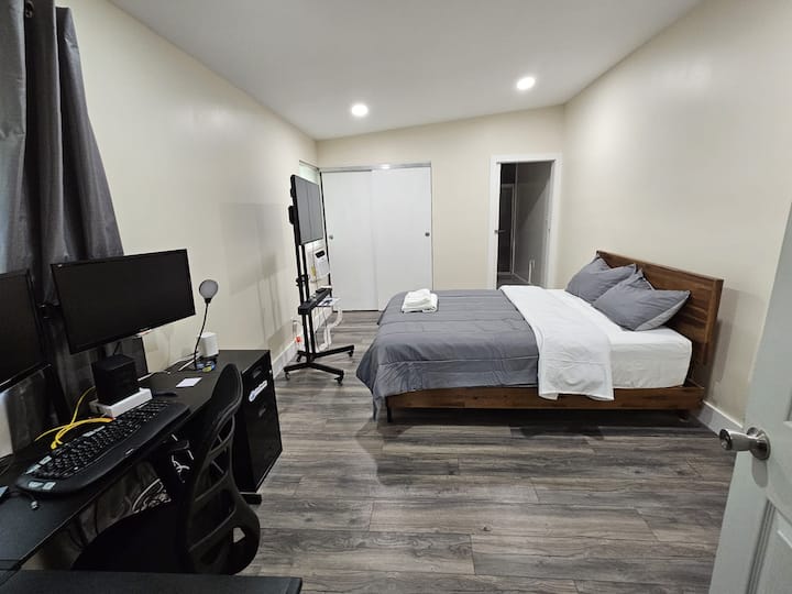 Cozy Studio In Flo Home - Coconut Creek
