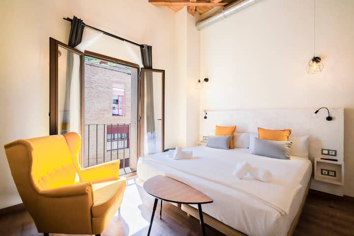 Dobo Azacanes 2pax 1bth With Balcony - Toledo
