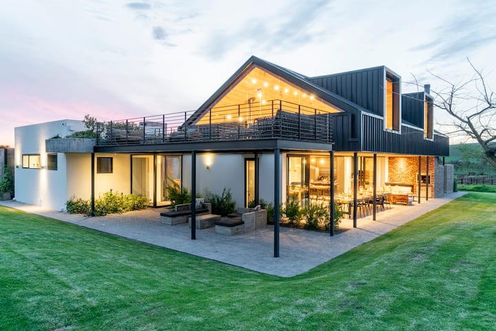 3 Bedroom Family Farm House - Stellenbosch