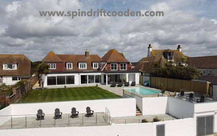 Spindrift Cooden, Spectacular Seaside Villa W Pool - Kent
