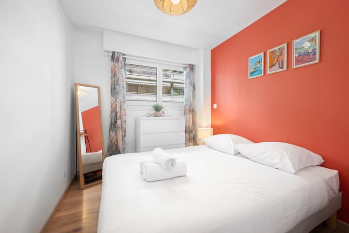 Beautifully Renovated With Charm - In The Port /Ac - Nizza