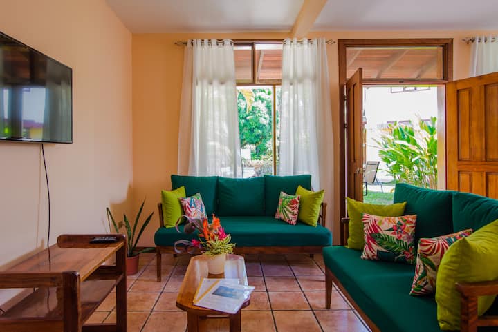 Beautiful 6 Person Condo In Jaco Beach, With Pool! - Costa Rica