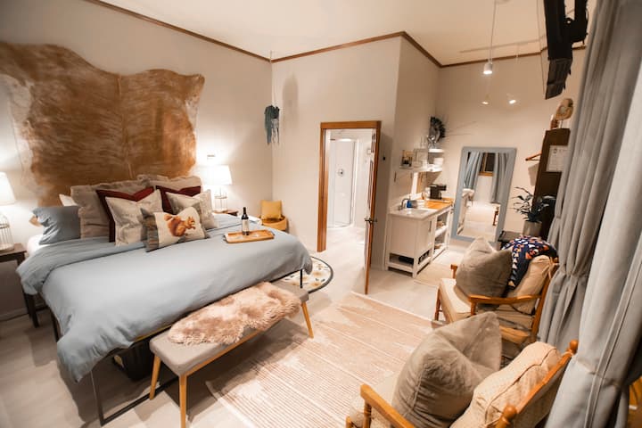 Larch Loft, Perfect Location, Bigfork Condo! - Bigfork, MT