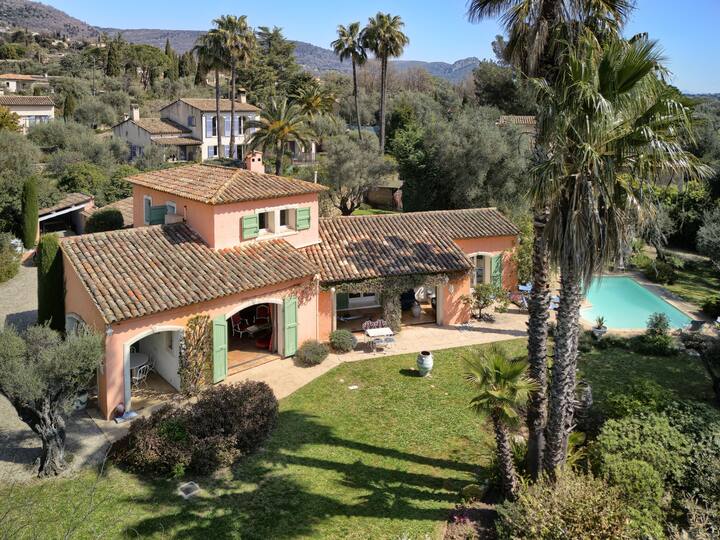 À Découvrir ! Villa Tourrettes-sur-loup/vence - Tourrettes-sur-Loup