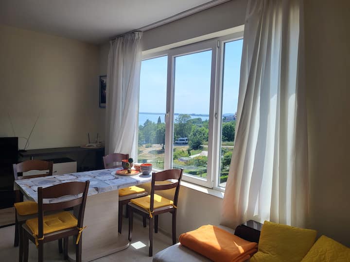 Апартамент на първа линия Райски Плаж Pet Friendly - Ravda