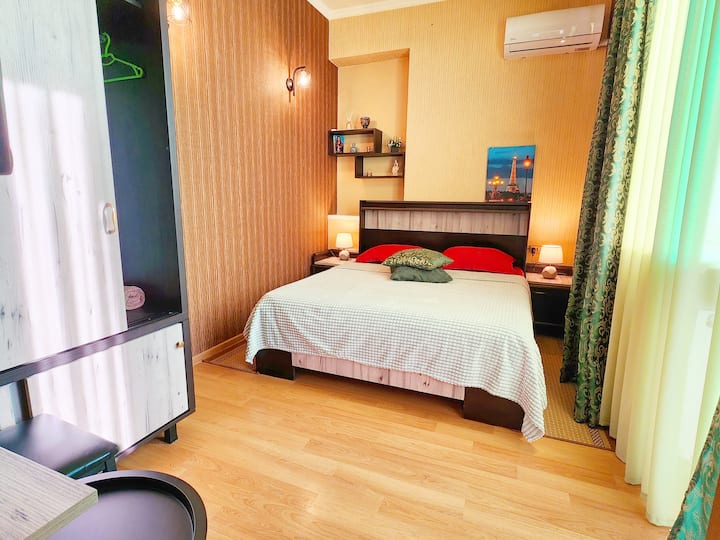 Apartment With The Best Balcony - Tbilisi