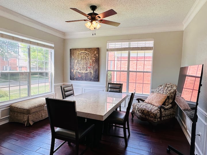 Entire 2bd/1bahouse With Backyard In Frisco Center - Frisco, TX