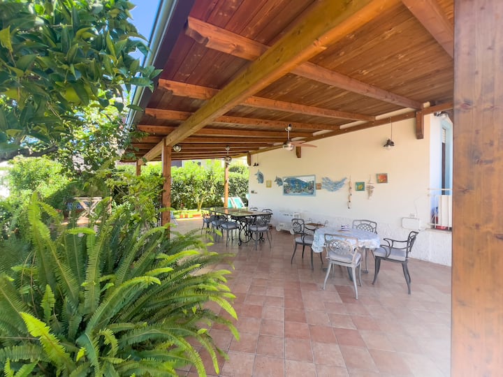 Beachfront House - Terracina