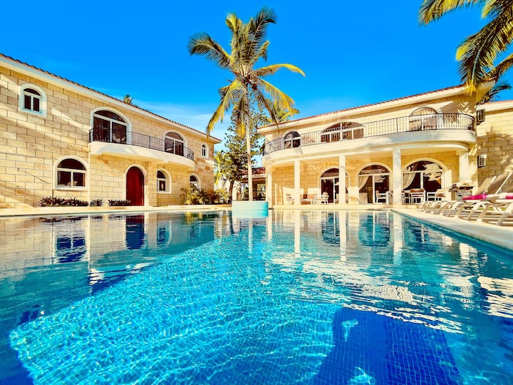 10br Beach Villa Andiamo With Chef, Jacuzzi & Maid - Punta Cana