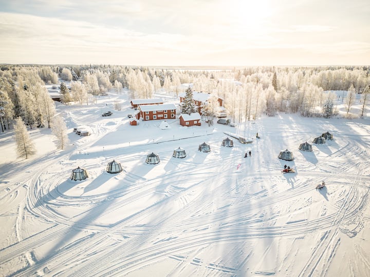 4 Hengen Huone Legendaarisessa Majatalossa - Ranua