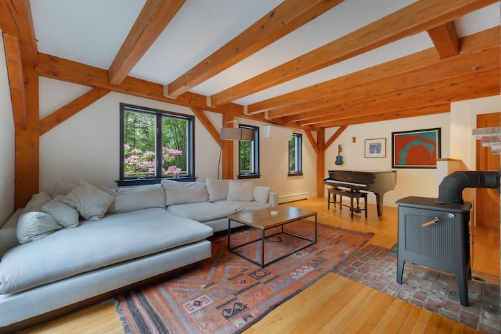 Post & Beam Escape Near Trails, Ocean, Portland - Freeport, ME