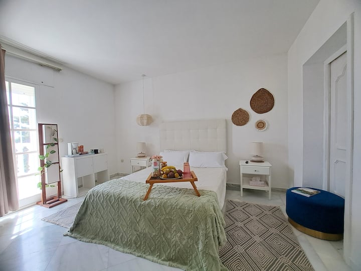 Agradable Villa Con Piscina Cerca De La Playa - Marbella