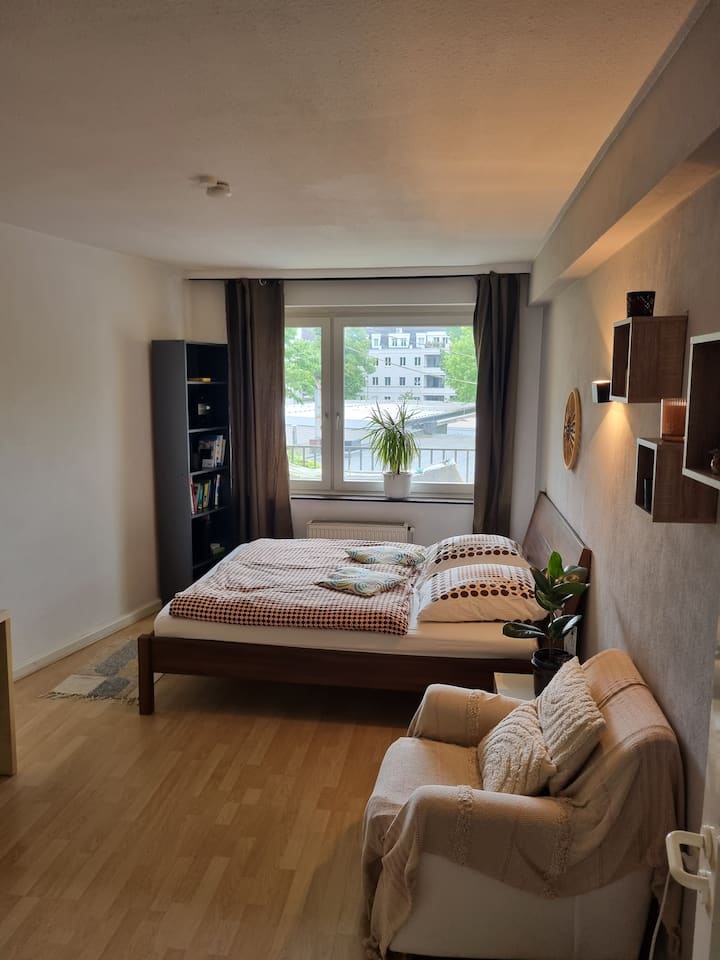 Wohnung Zentral In Düsseldorf Mit Balkon - 杜塞道夫