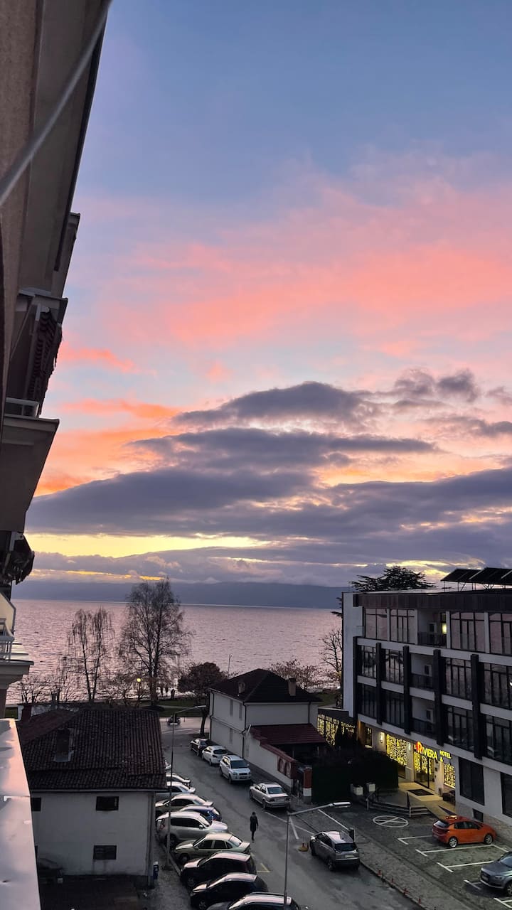 Lovely Studio With Lakeview, Exclusive Apartments - Ohrid