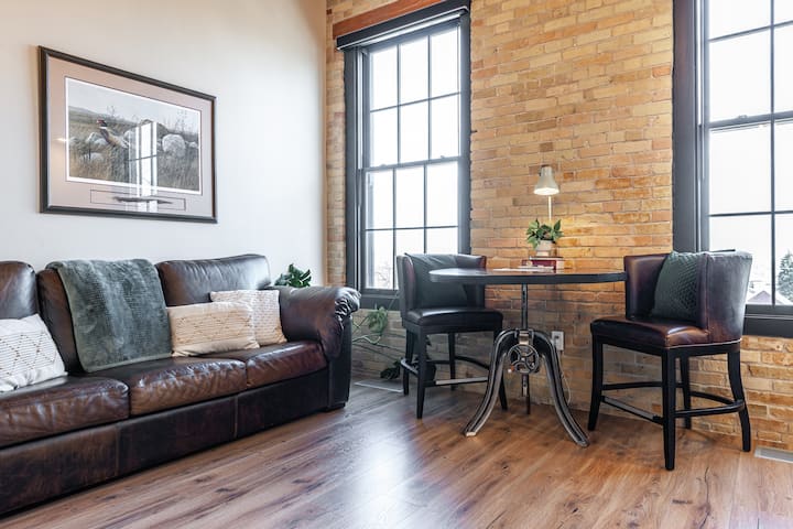 Mister’s Loft (Formerly The Lehman Studio) - Stratford