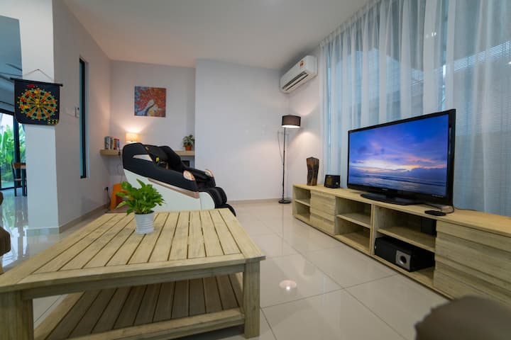 Loh Residence@pinjistation (8pax 4br) - Ipoh