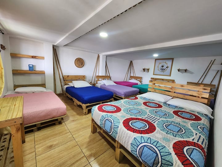 Amplia Habitación | Limpio, Seguro Y Familiar - Manizales