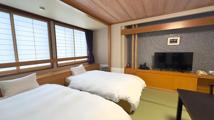 Inn With 10 Open Baths/japanese Modern/4 People - 야마가타시