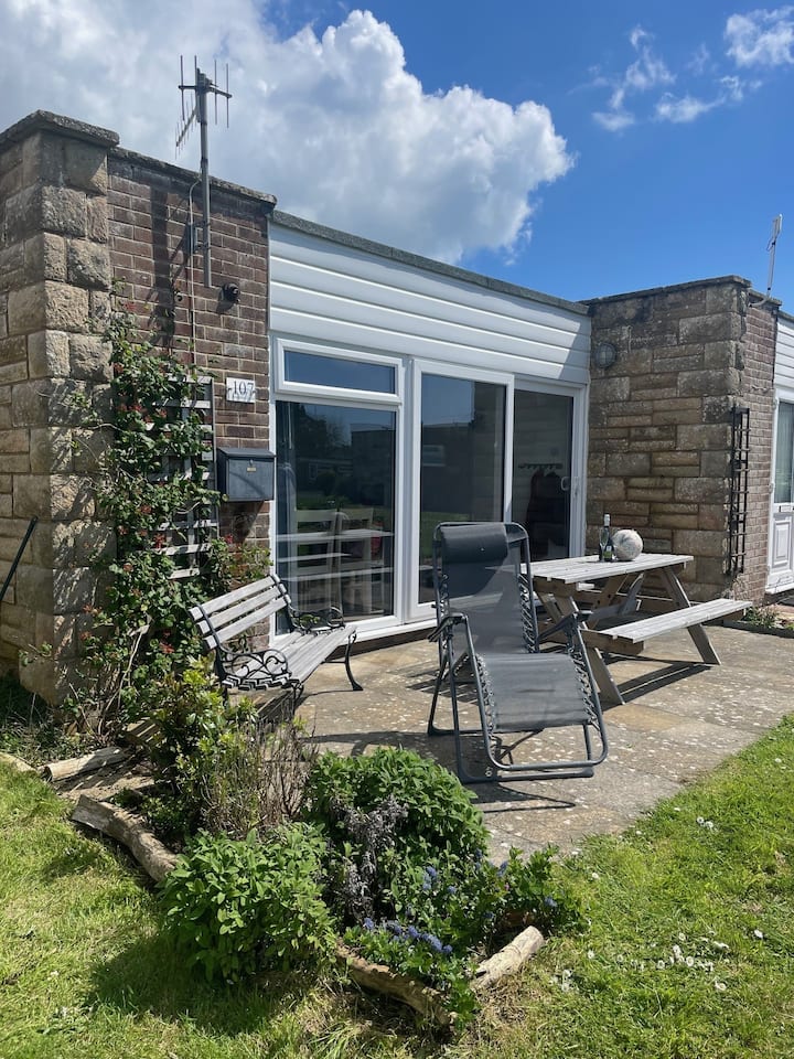 Coastal Chalet 107 Brambles Chine - Fast Wifi - Isle of Wight