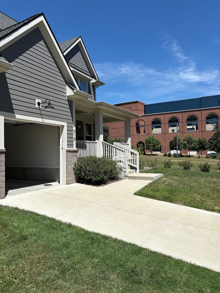 2022 Custom Built Home Next To Um Stadium - Ann Arbor, MI