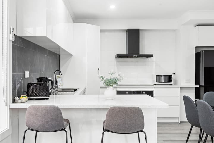 Domi Rentals - The Kanooka Home - Mordialloc